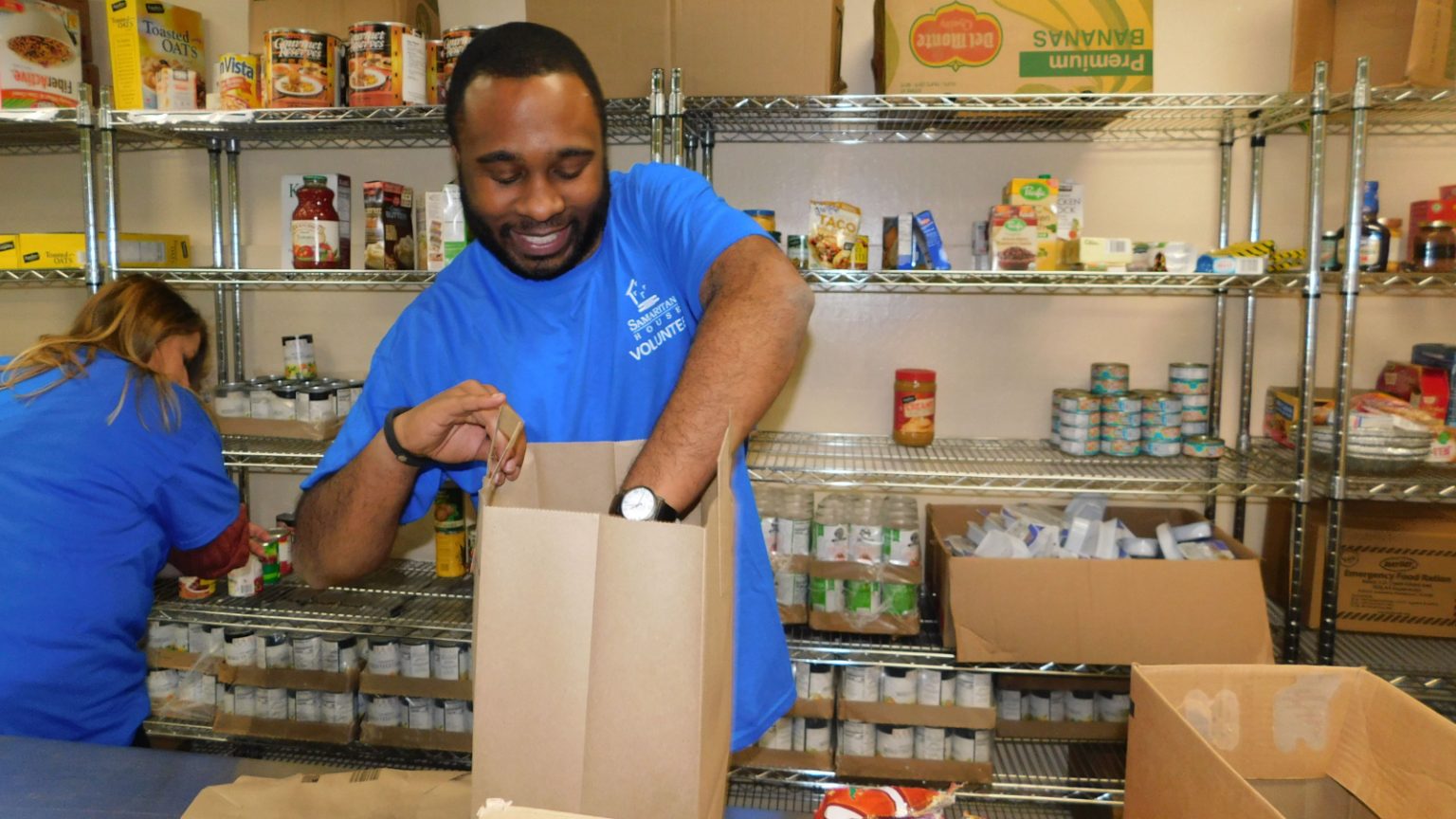 Volunteer - Samaritan House